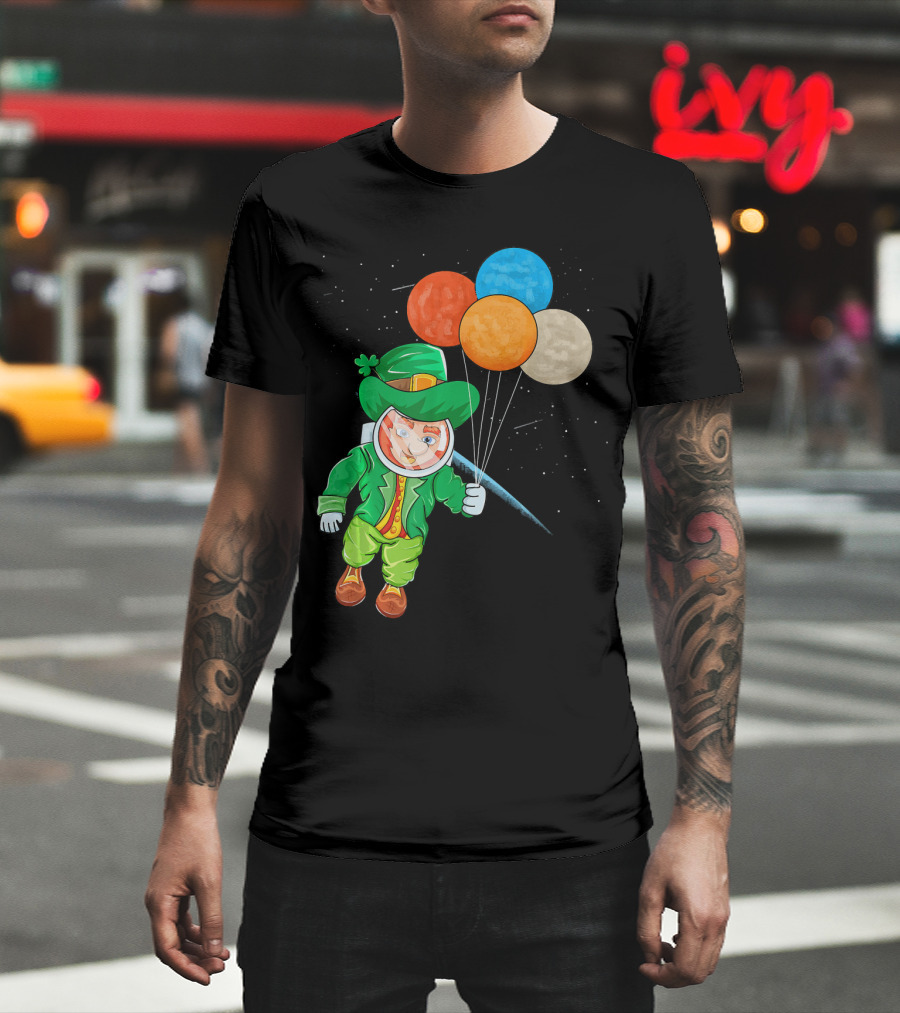 Leprechaun In Space St Patrick's Day Astronaut With Colorful Balloons T-Shirt