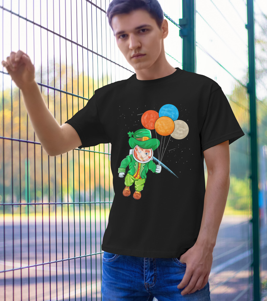 Leprechaun In Space St Patrick's Day Astronaut With Colorful Balloons T-Shirt