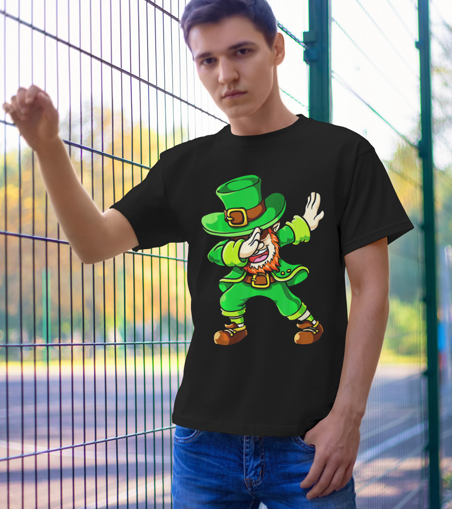 St Patricks Day Dabbing Leprechaun Irish Celebration T-Shirt