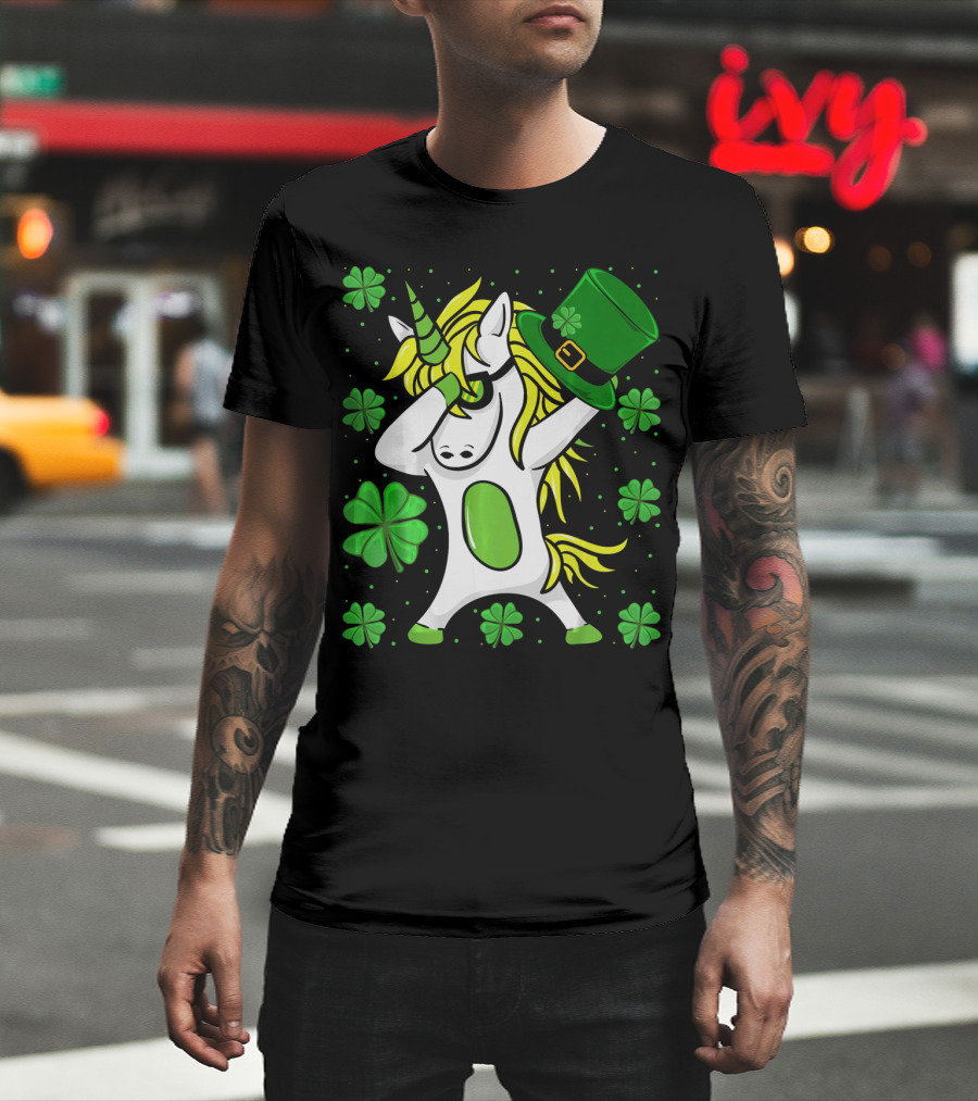 Funny Irish St Patricks Day Unicorn With Leprechaun Hat And Shamrocks T-Shirt