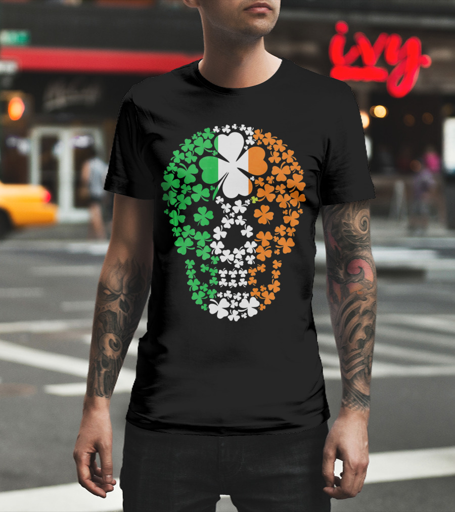 Vintage Shamrock Skull Ireland St Patrick's Day T-Shirt