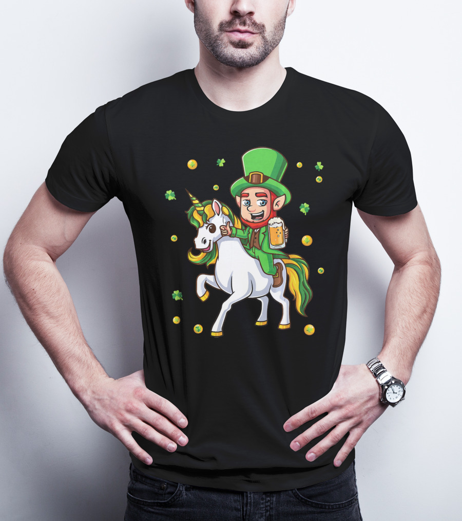 Leprechaun Drinking Beer With Unicorn Surrounded By Clovers And Coins T-Shirt