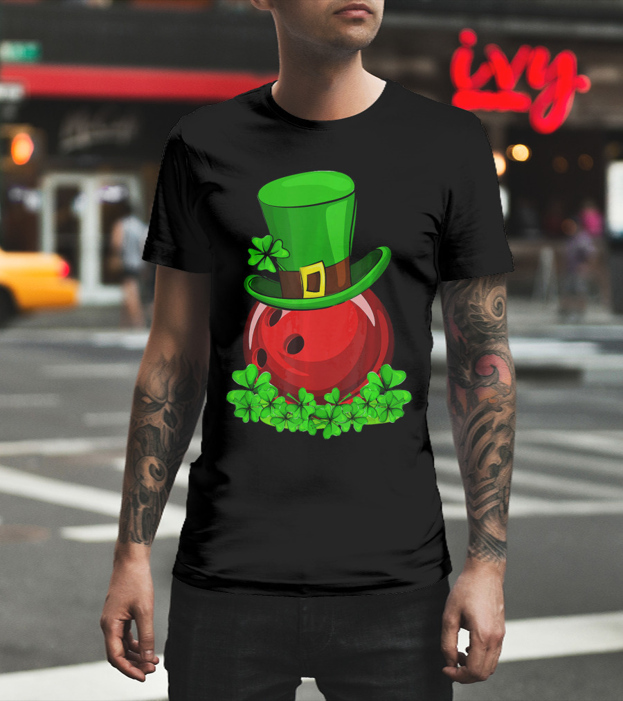 Leprechaun Hat Bowling Shamrock St Patrick's Day T-Shirt