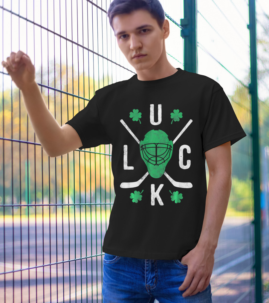 Luck Irish Hockey Player Clover Mask And Sticks T-Shirt