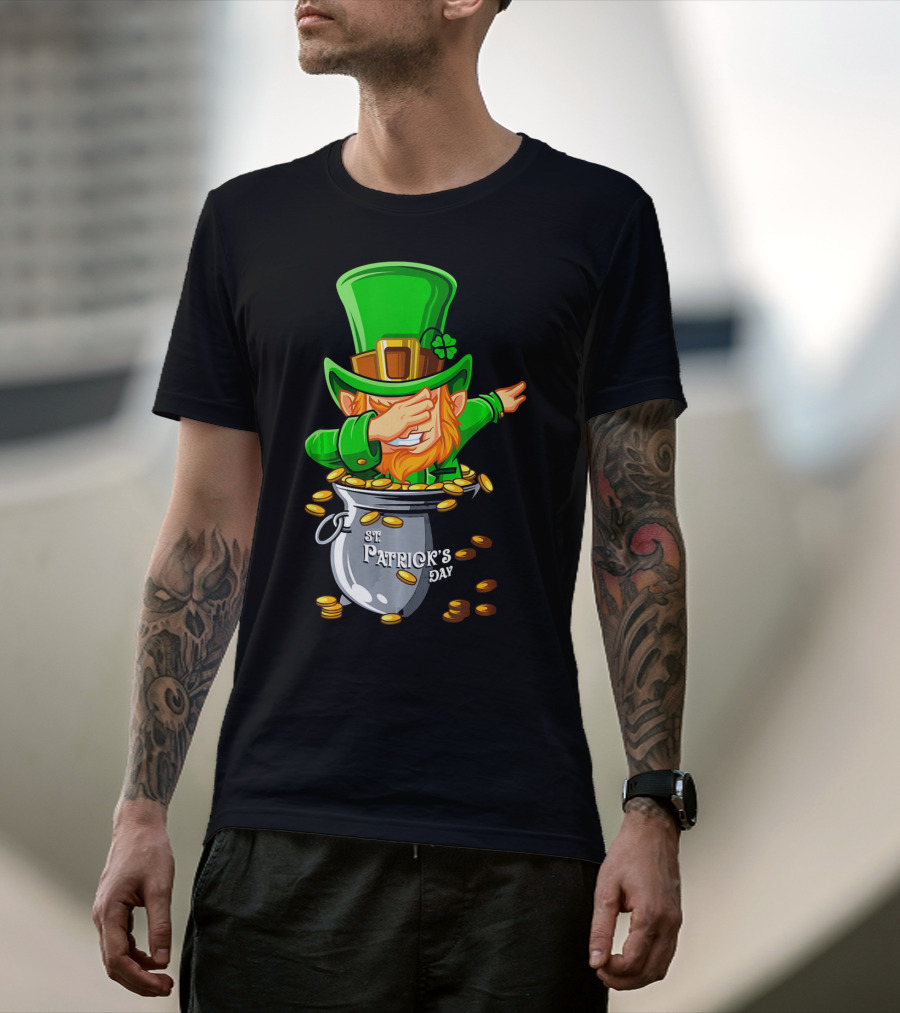 Dabbing Leprechaun St Patrick's Day Pot Of Gold T-Shirt