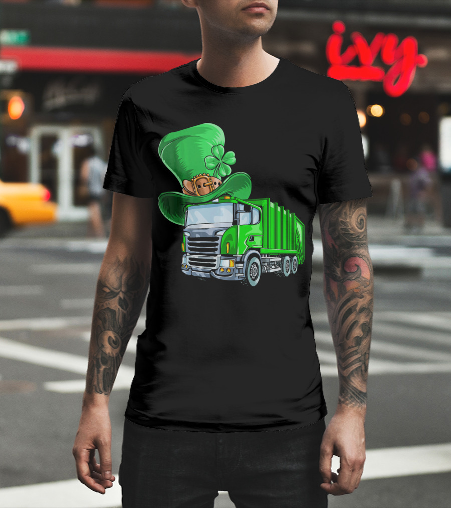 St Patricks Day Garbage Truck With Leprechaun Hat And Four-Leaf Clover T-Shirt