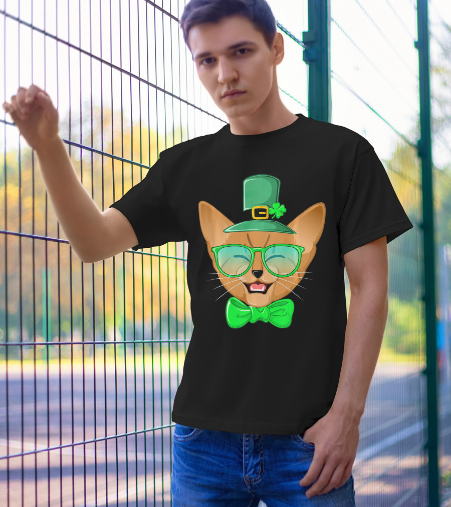 St. Patricks Day Cat Kitty Leprec Leprechaun Hat Green Glasses Bowtie Shamrock T-Shirt