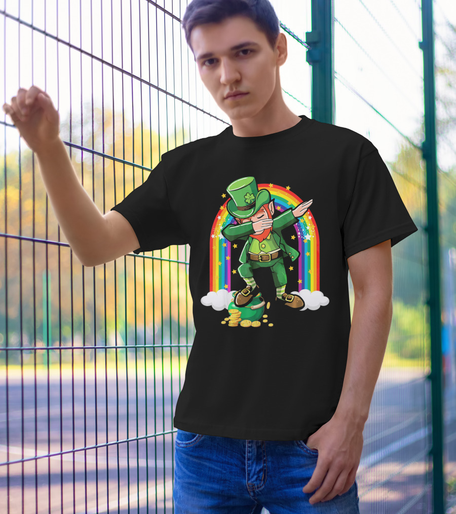 St Patricks Day Leprechaun Dabbing With Rainbow And Gold Coins T-Shirt