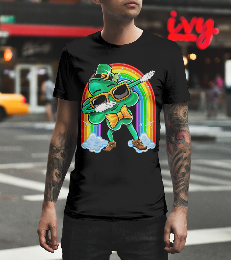 Dabbing St. Patricks Day Shamrock Leprechaun With Rainbow T-Shirt