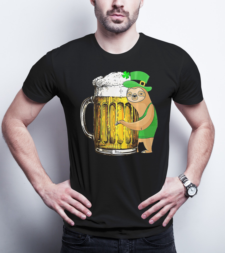 St Patricks Sloth Leprechaun With Beer Mug T-Shirt