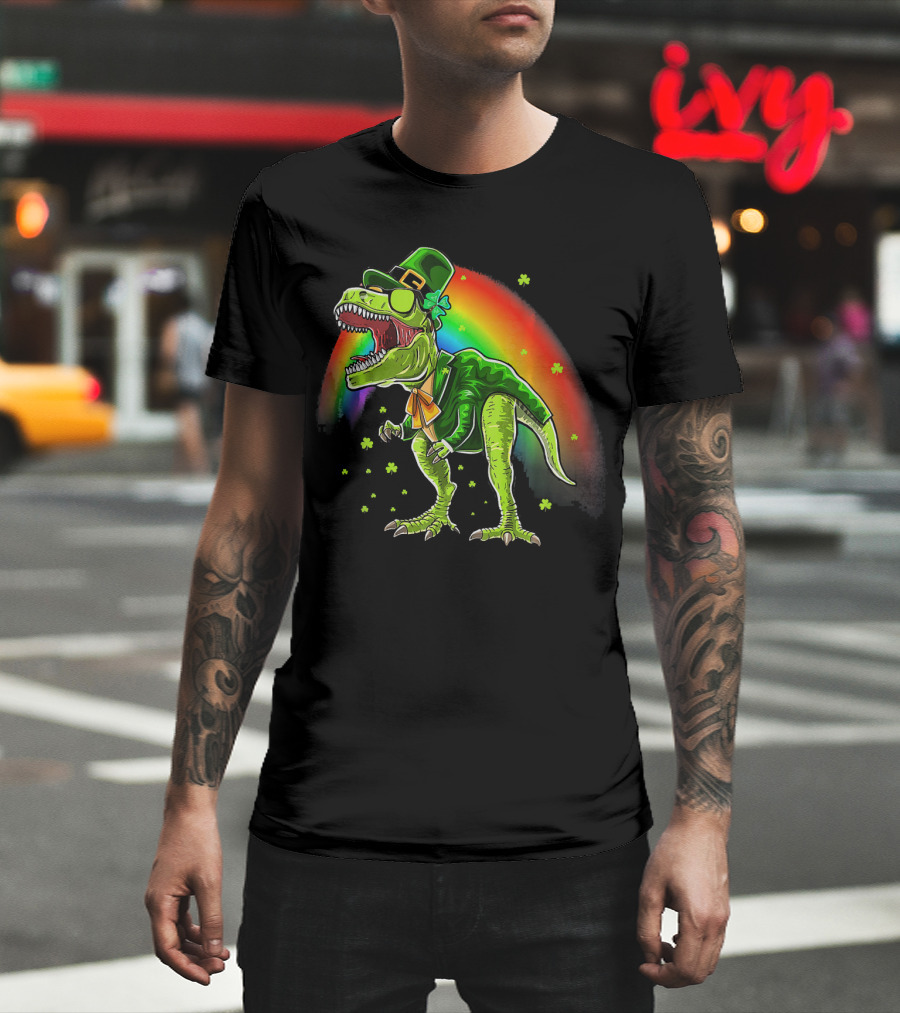 St. Patricks Day T-Rex Dinosaur Leprechaun With Rainbow And Shamrocks T-Shirt