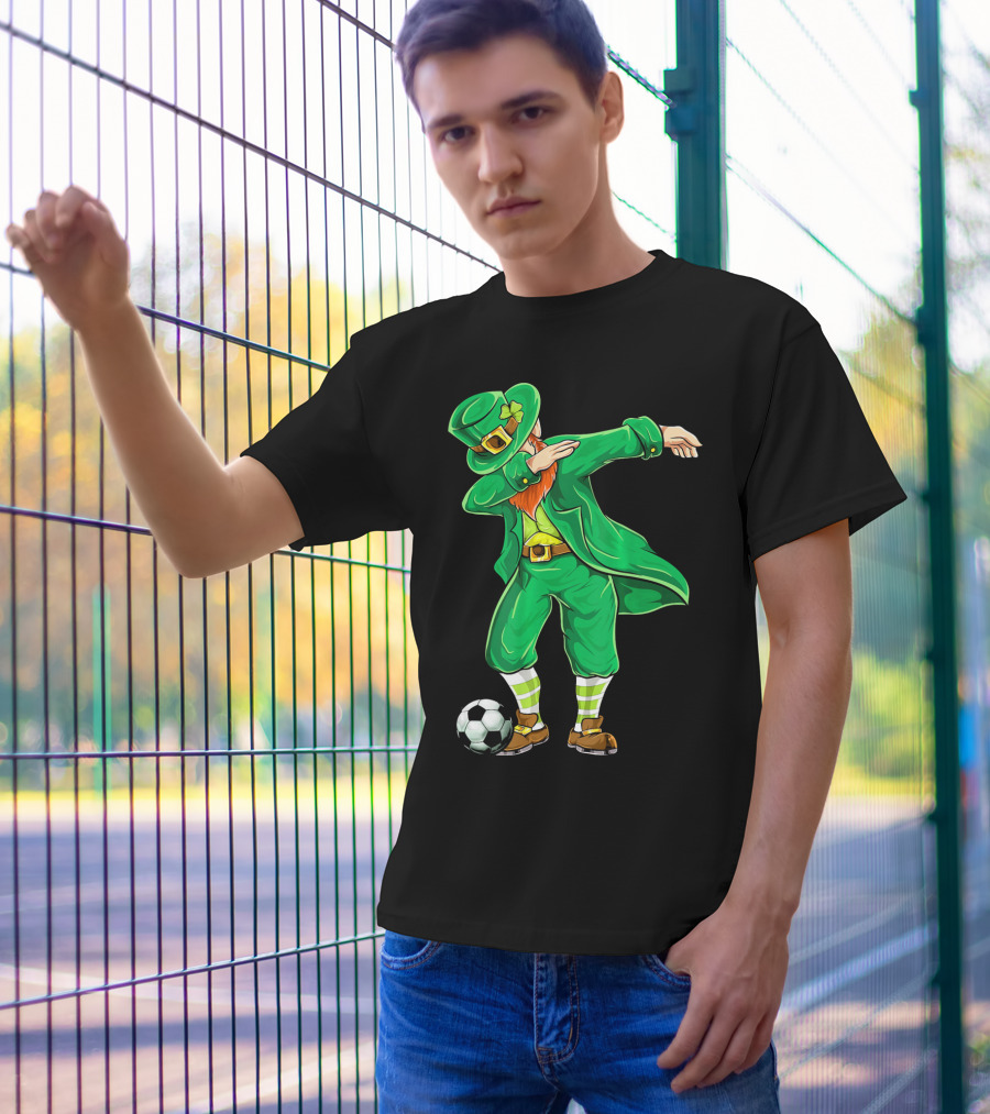 Dabbing Leprechaun Irish Soccer With Football And Shamrock Hat T-Shirt