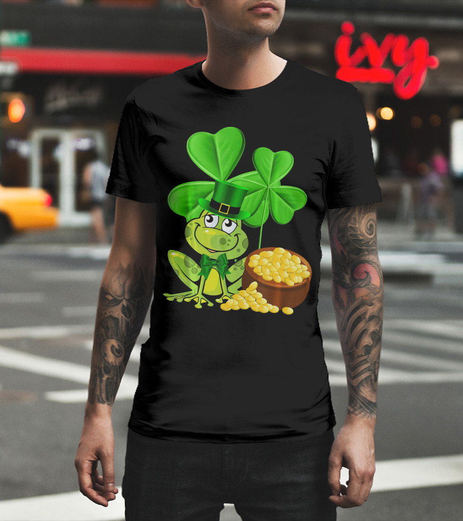Leprechaun Frog St. Patrick's Day Shamrock Gold Coins T-Shirt