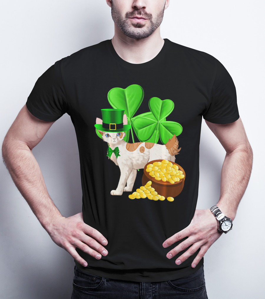 Japanese Bobtail Cat St Patricks Day Lucky Coins Shamrocks Leprechaun Hat T-Shirt