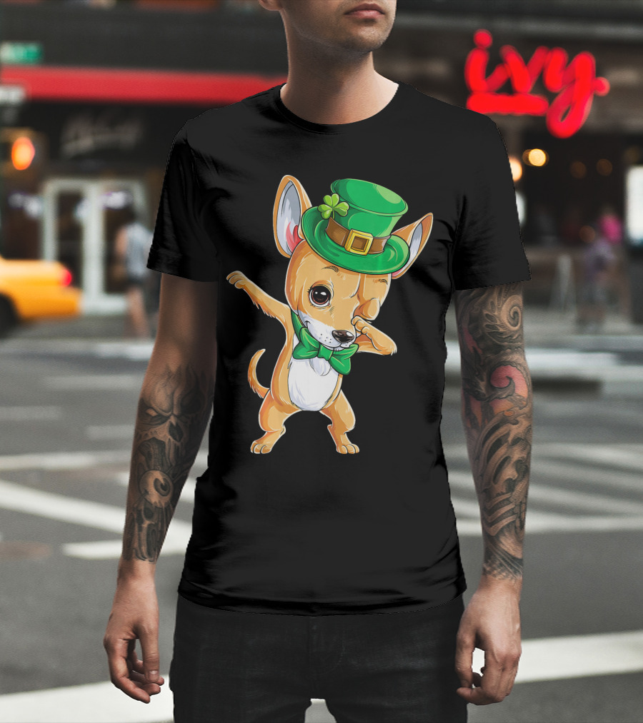 St. Patrick's Day Dabbing Chihuahua Leprechaun Hat T-Shirt