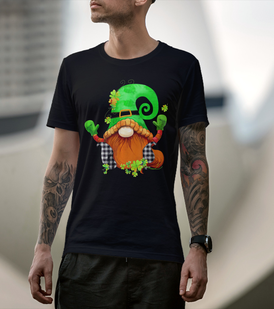 St. Patricks Day Leprechaun Gnome With Shamrock And Green Hat T-Shirt