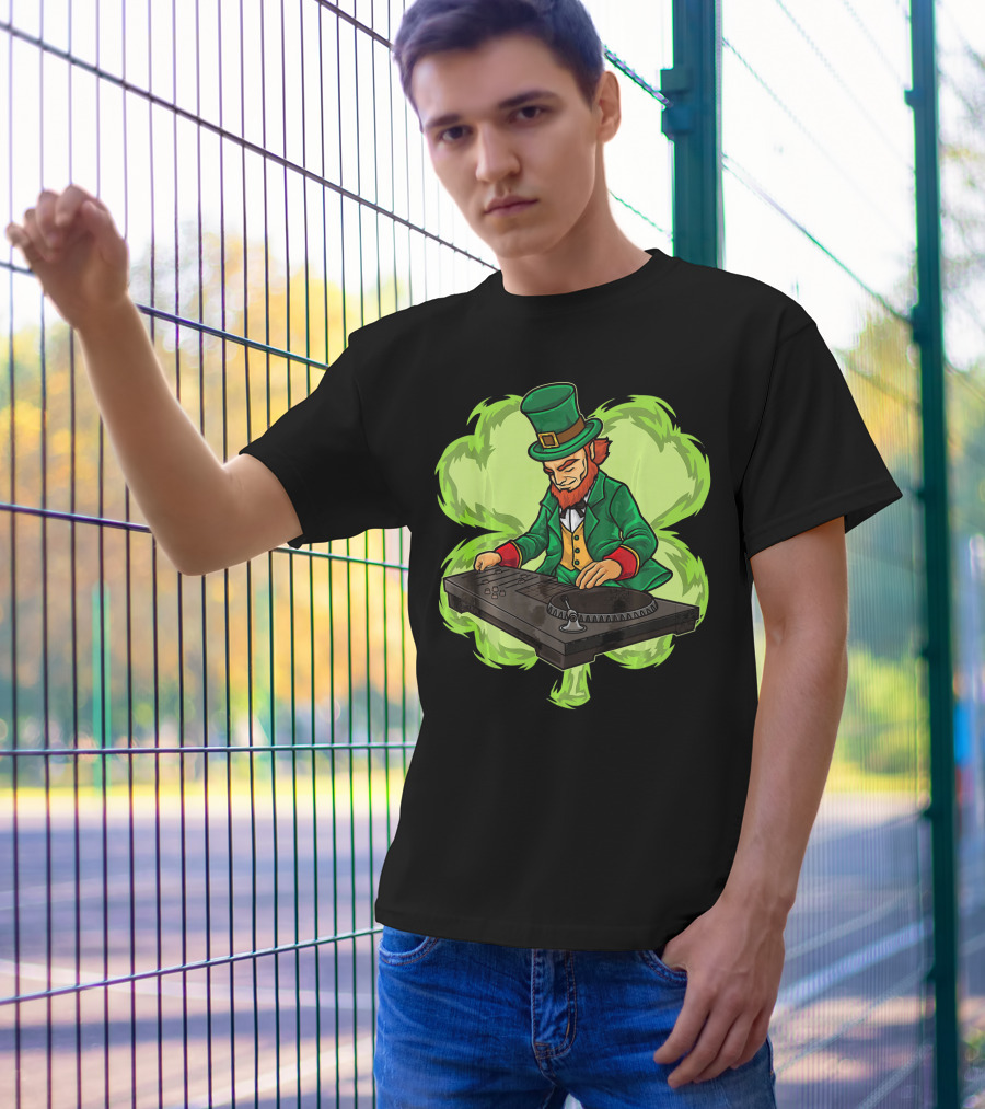 DJ Leprechaun Irish Luck Live On Stage With Turntable Shamrock T-Shirt