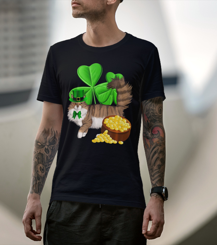 Norwegian Forest Cat Shamrock Gold T-Shirt