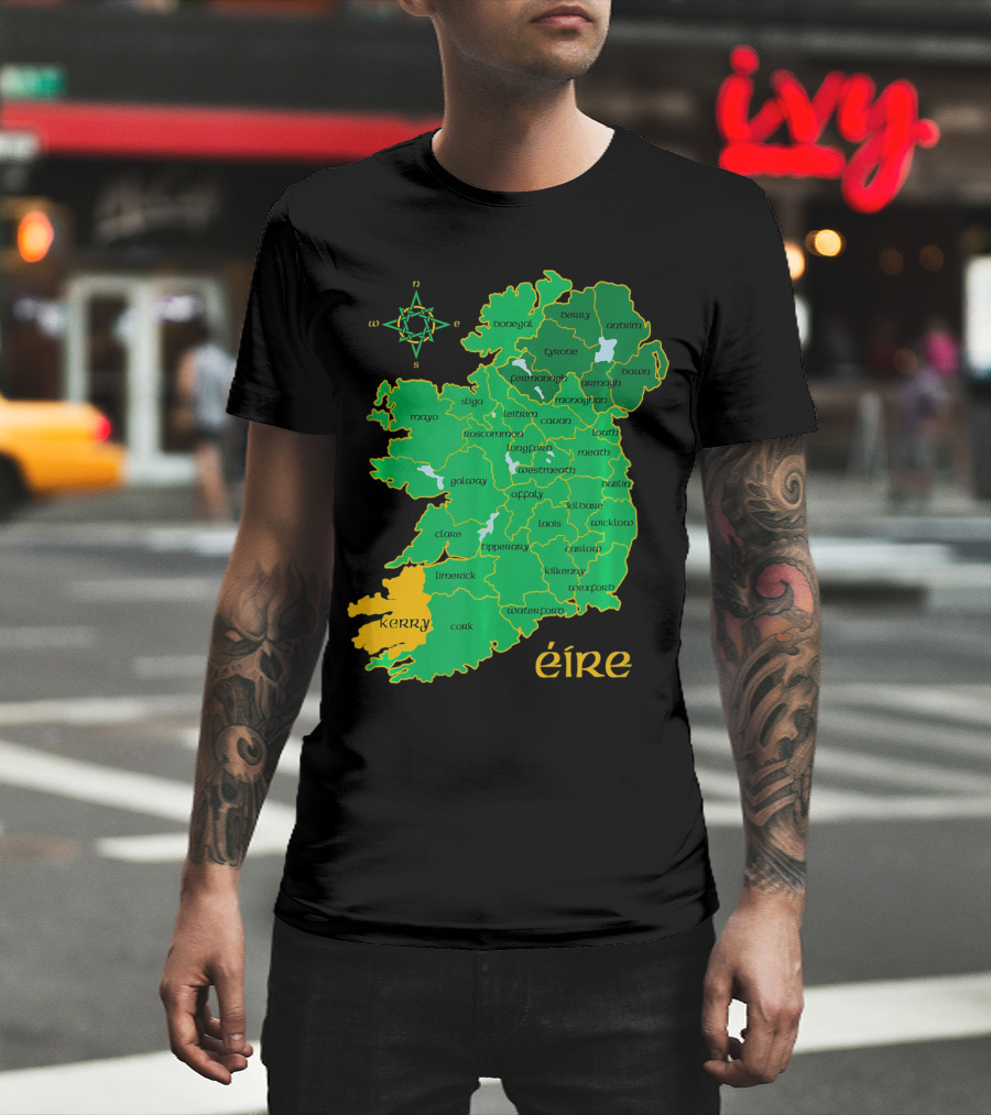 Kerry Ireland Éire Irish County Map Éire With Compass Rose T-Shirt