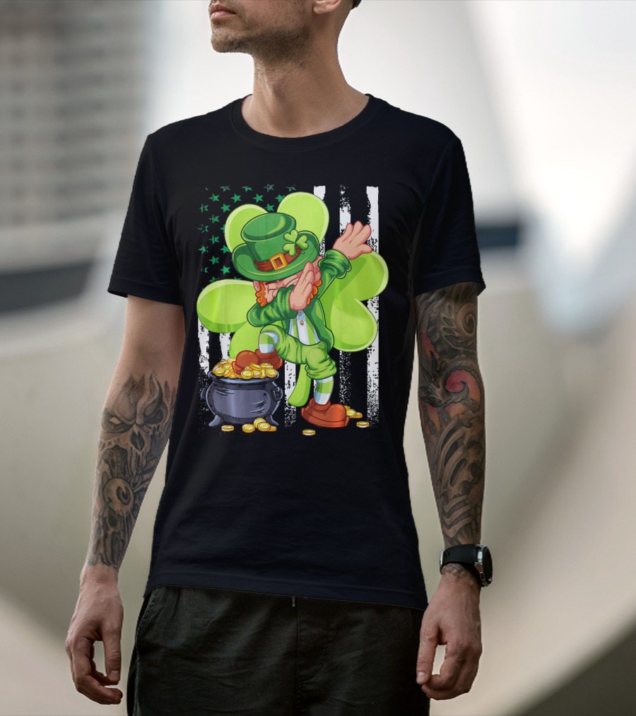 Leprechaun Dabbing With Pot Of Gold And Shamrock T-Shirt