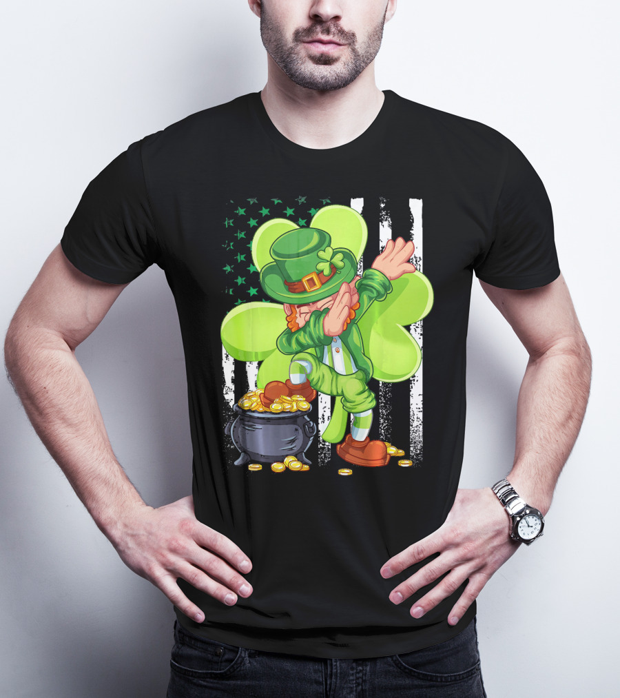 Leprechaun Dabbing With Pot Of Gold And Shamrock T-Shirt