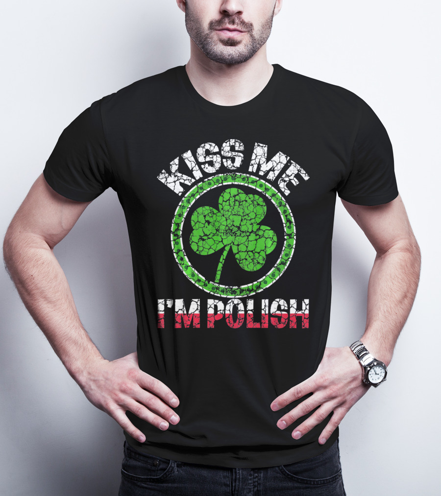 Kiss Me I'm Polish Clover Circle Crackle Texture T-Shirt