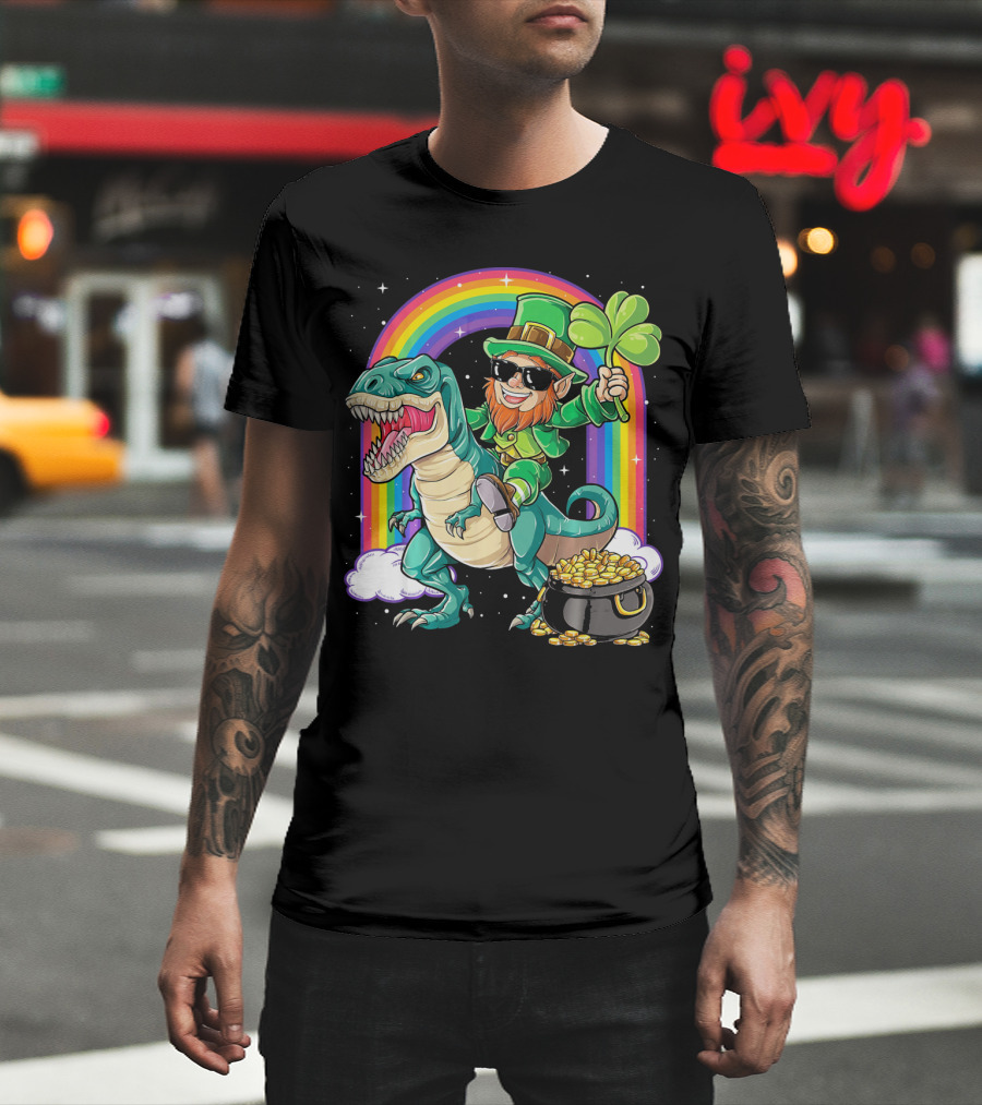 Leprechaun Riding Dinosaur T-Rex Shamrock Rainbow Pot Of Gold St Pat's Day T-Shirt