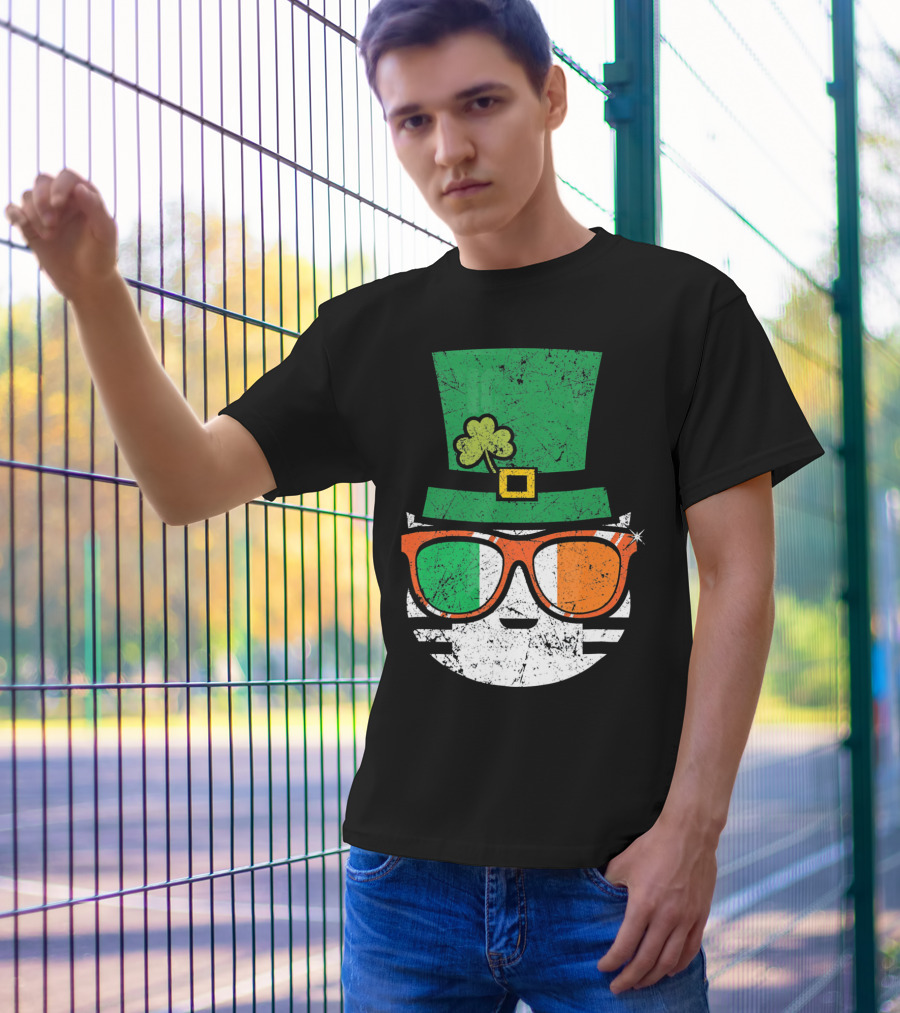 St Patricks Day Irish Cat With Shamrock Hat And Flag Sunglasses T-Shirt
