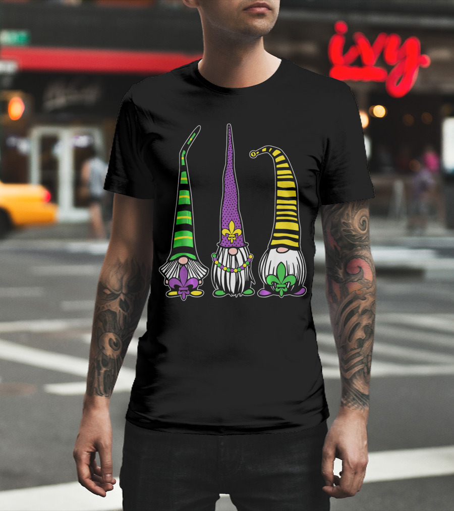 Cute Gnomes Mardi Gras Tuesday Gnome Bea Festival Fleur De Lis T-Shirt