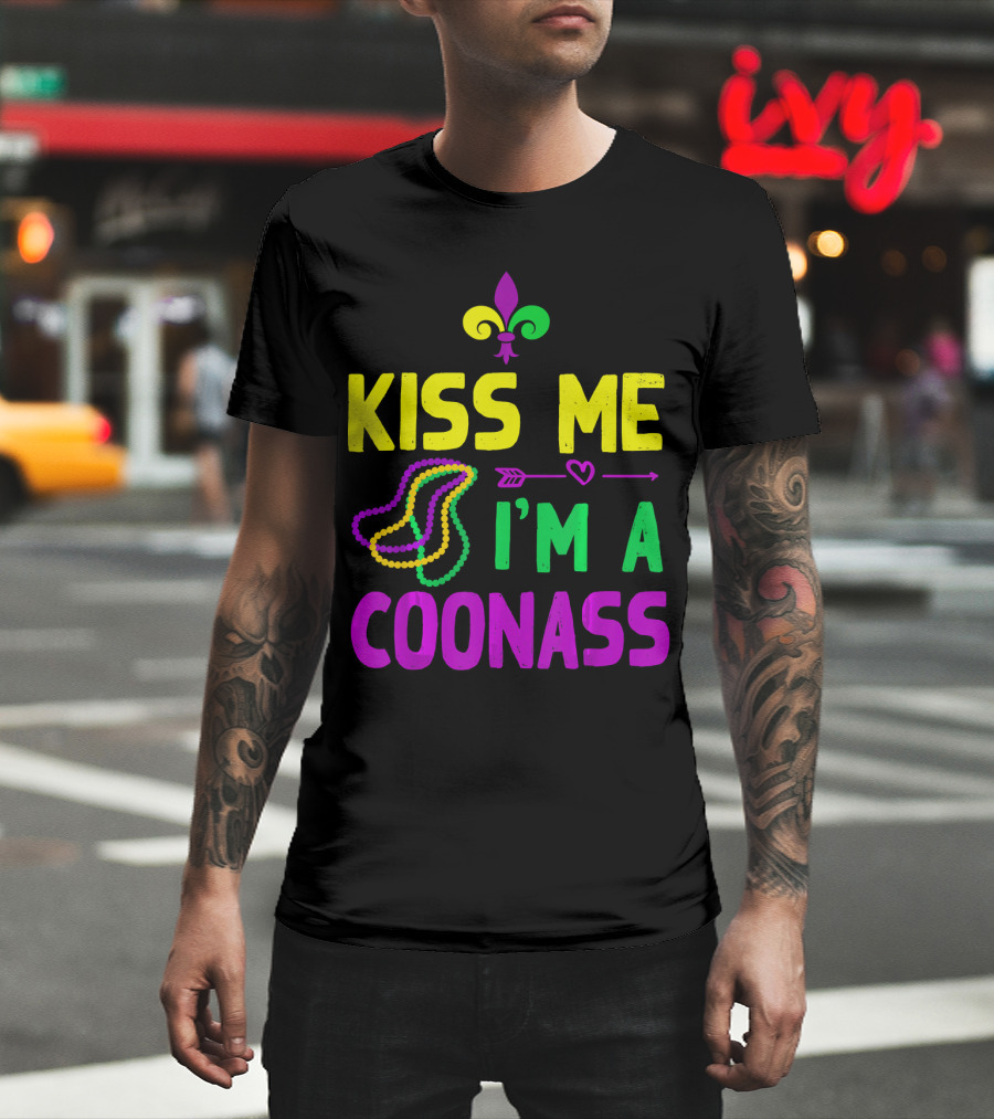 Kiss Me I'm A Coonass Mardi Gras Fleur-de-Lis Beads T-Shirt
