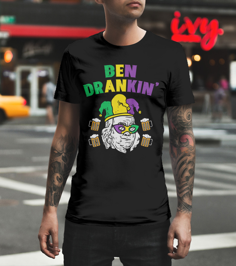 Ben Drankin' Franklin Jester Mask Beer Mugs T-Shirt