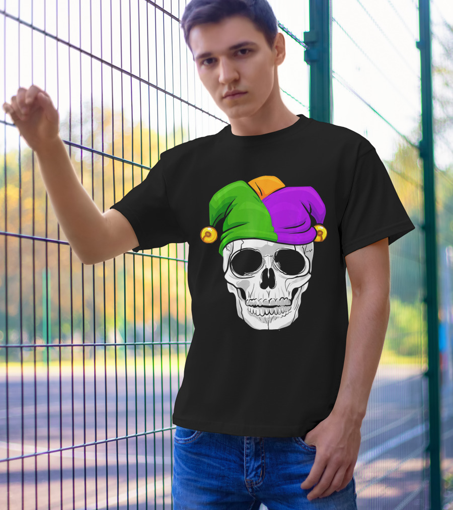 Mardi Gras New Orleans Skull With Colorful Jester Hat T-Shirt