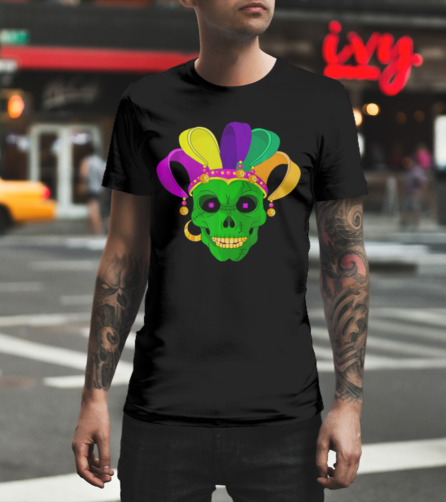 Skull Face Green Jester Hat Mardi Gras T-Shirt
