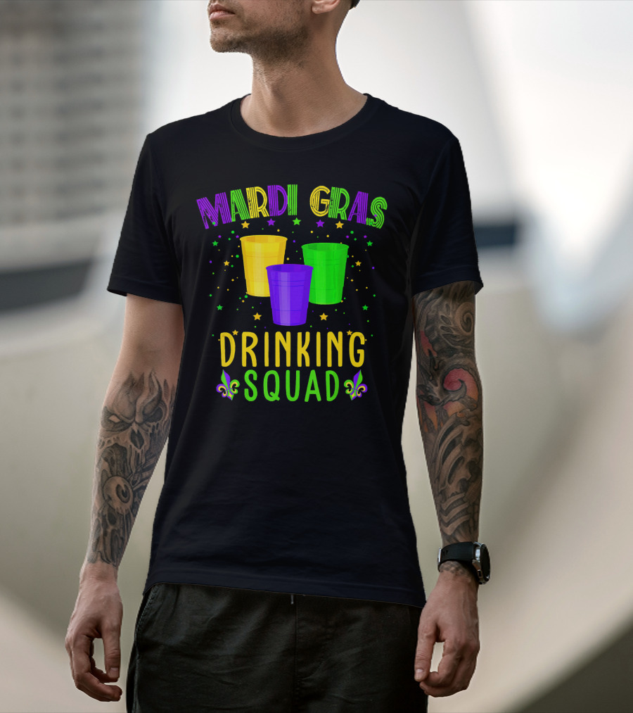 Mardi Gras Drinking Squad New Orleans NO Cups Fleur-De-Lis Stars T-Shirt