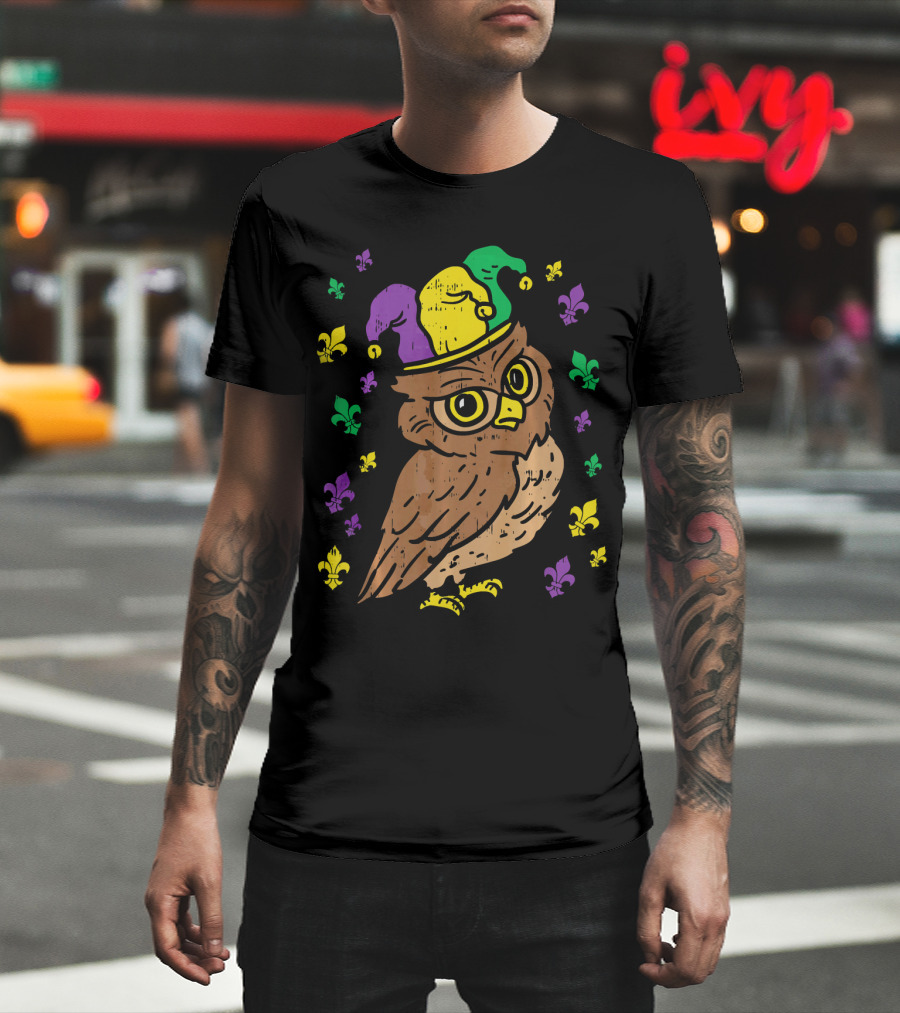 Jester Owl Mardi Gras Bird Animal Lover T-Shirt