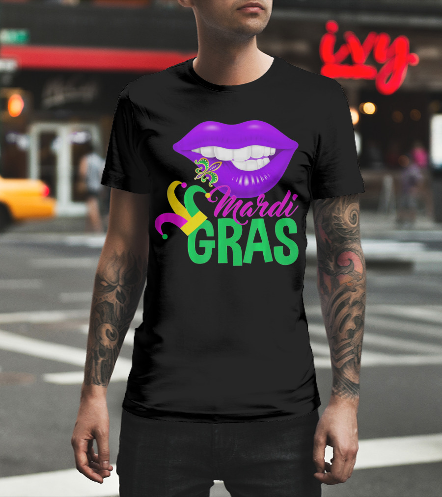 Mardi Gras Lips With Jester Hat And Fleur-de-Lis T-Shirt