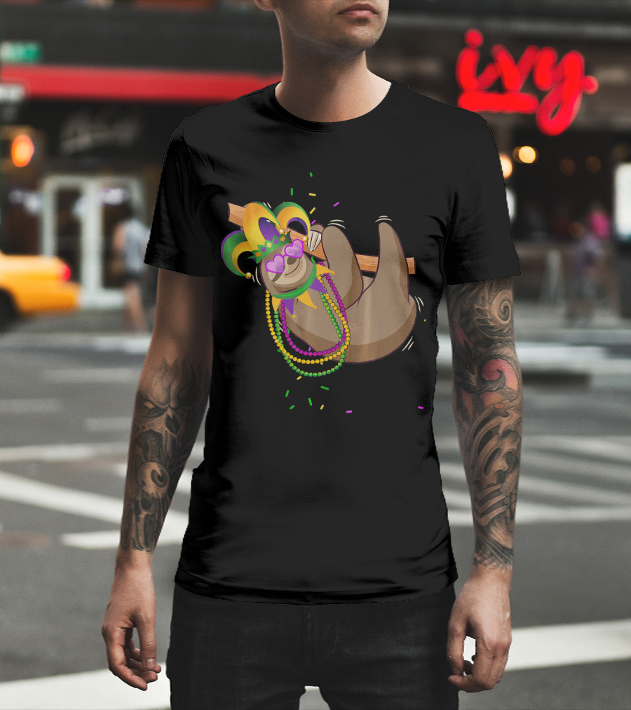 Mardi Gras Sloth Wearing Colorful Beads And Jester Mask T-Shirt
