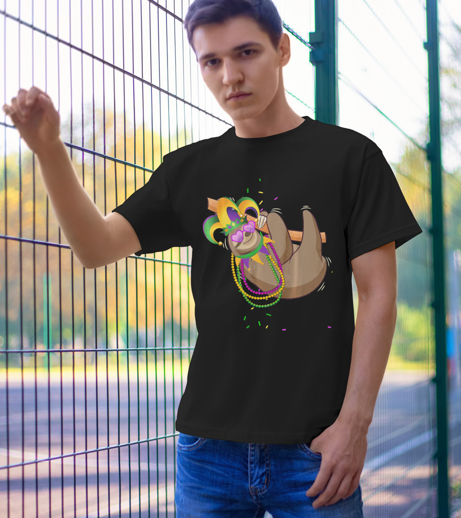 Mardi Gras Sloth Wearing Colorful Beads And Jester Mask T-Shirt
