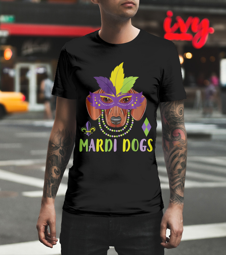 Mardi Dogs Dachshund Mask Beads Fleur-de-Lis Feathers T-Shirt