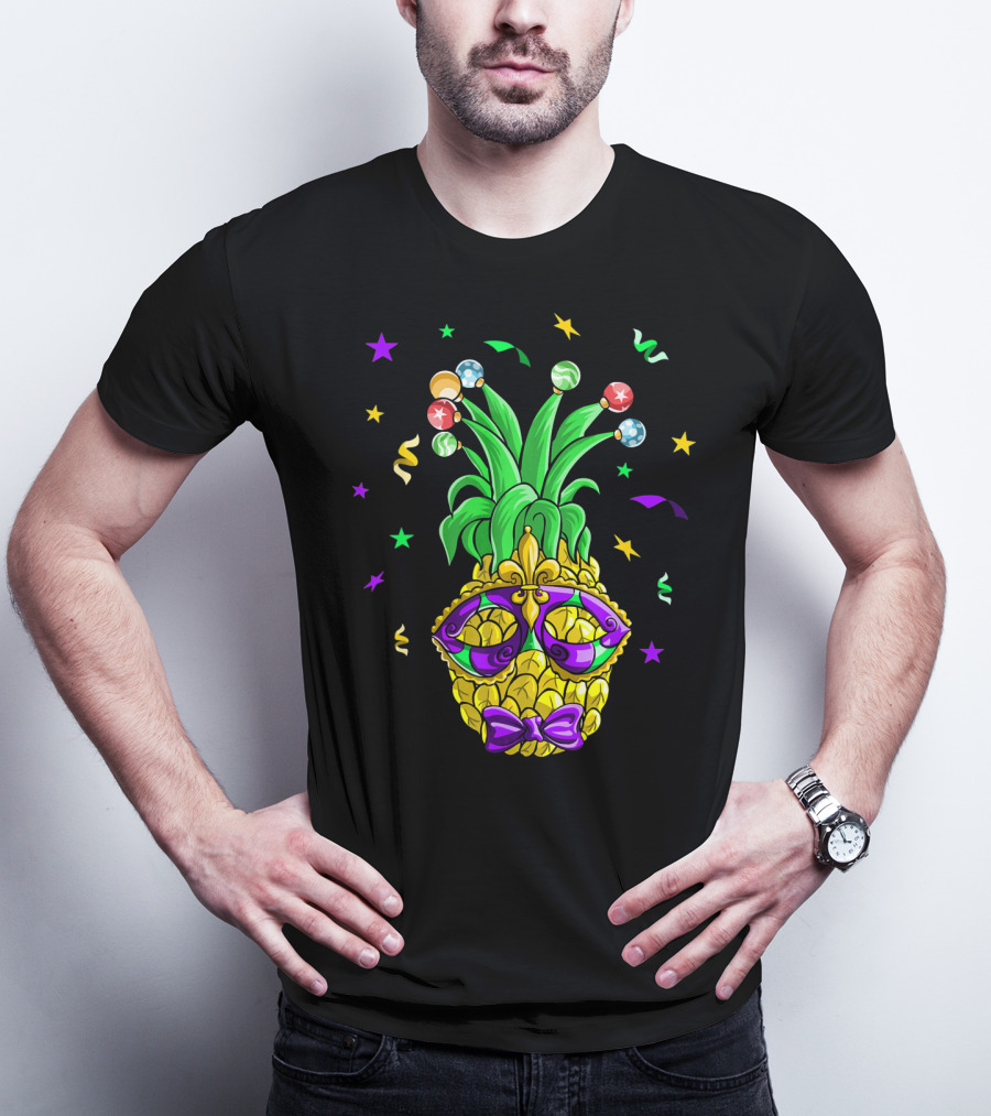 Pineapple Mardi Gras Mask With Stars And Party Confetti T-Shirt