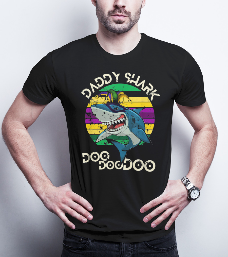 Daddy Shark Doo Doo Mardi Gras Jester Hat Retro Stripes T-Shirt