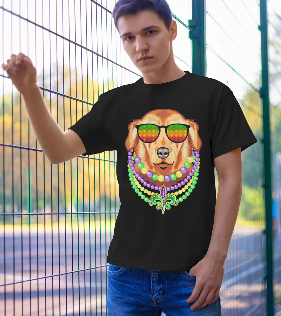 Beads And Golden Retriever Mardi Gras Fleur-de-Lis Colorful Glam Co T-Shirt
