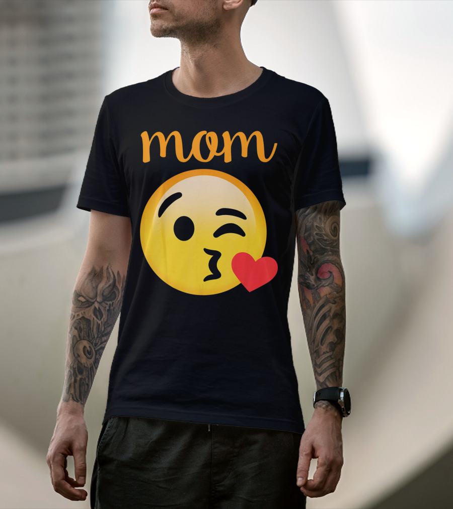 Mom Kissing Emoji Heart Kiss Emoji T-Shirt