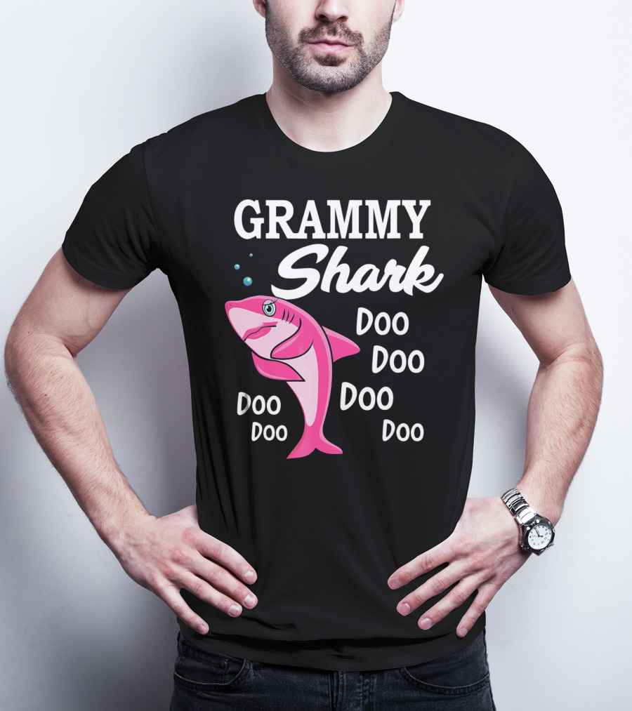 Grammy Shark Doo Doo Doo Grandma Hall T-Shirt