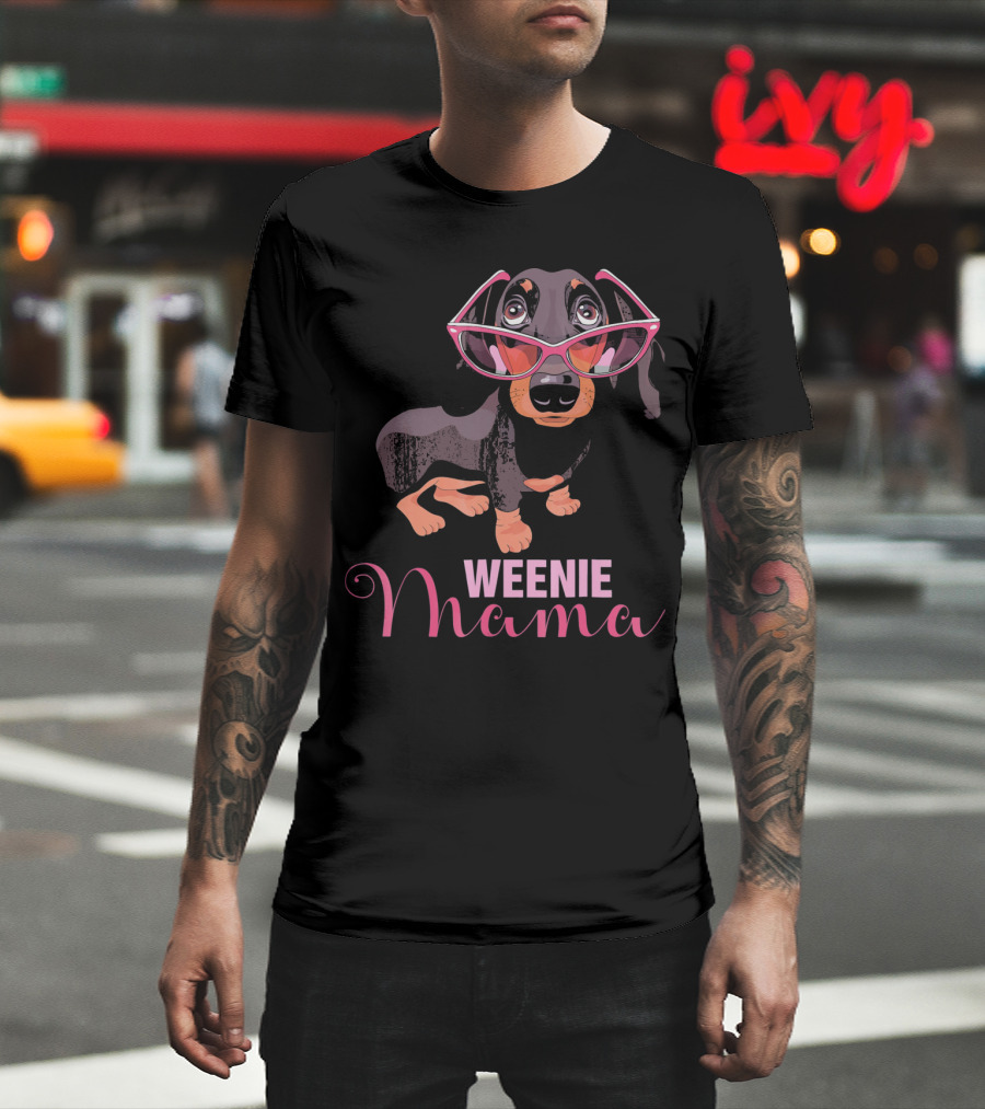 Weenie Mama Cute Dachshund Sunglasses T-Shirt
