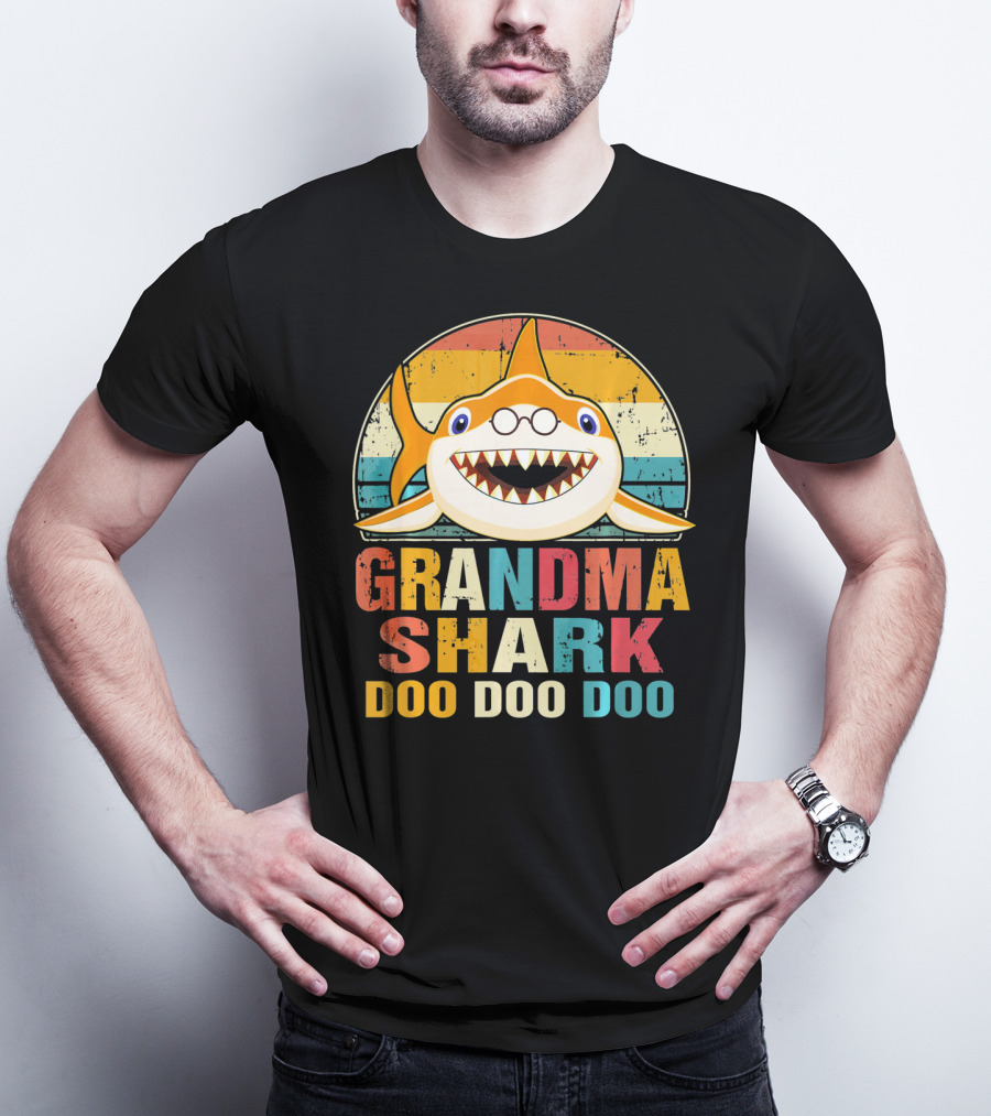 Grandma Shark Doo Doo Doo Retro T-Shirt