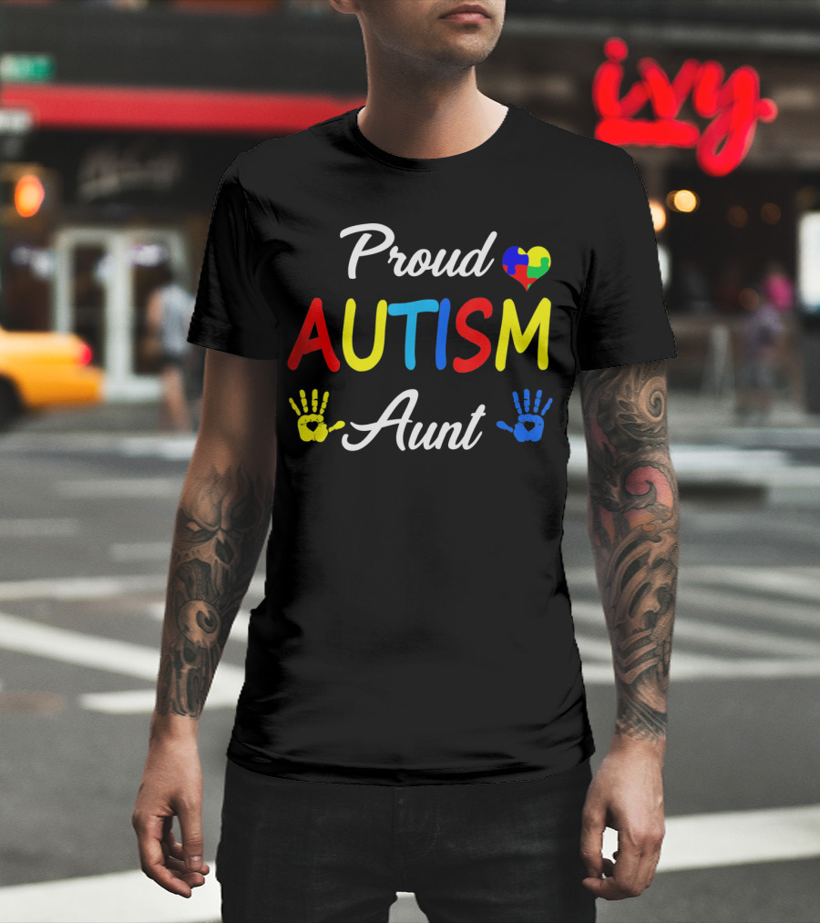 Proud Aunt Autism Awareness Family Handprint Heart Puzzle T-Shirt