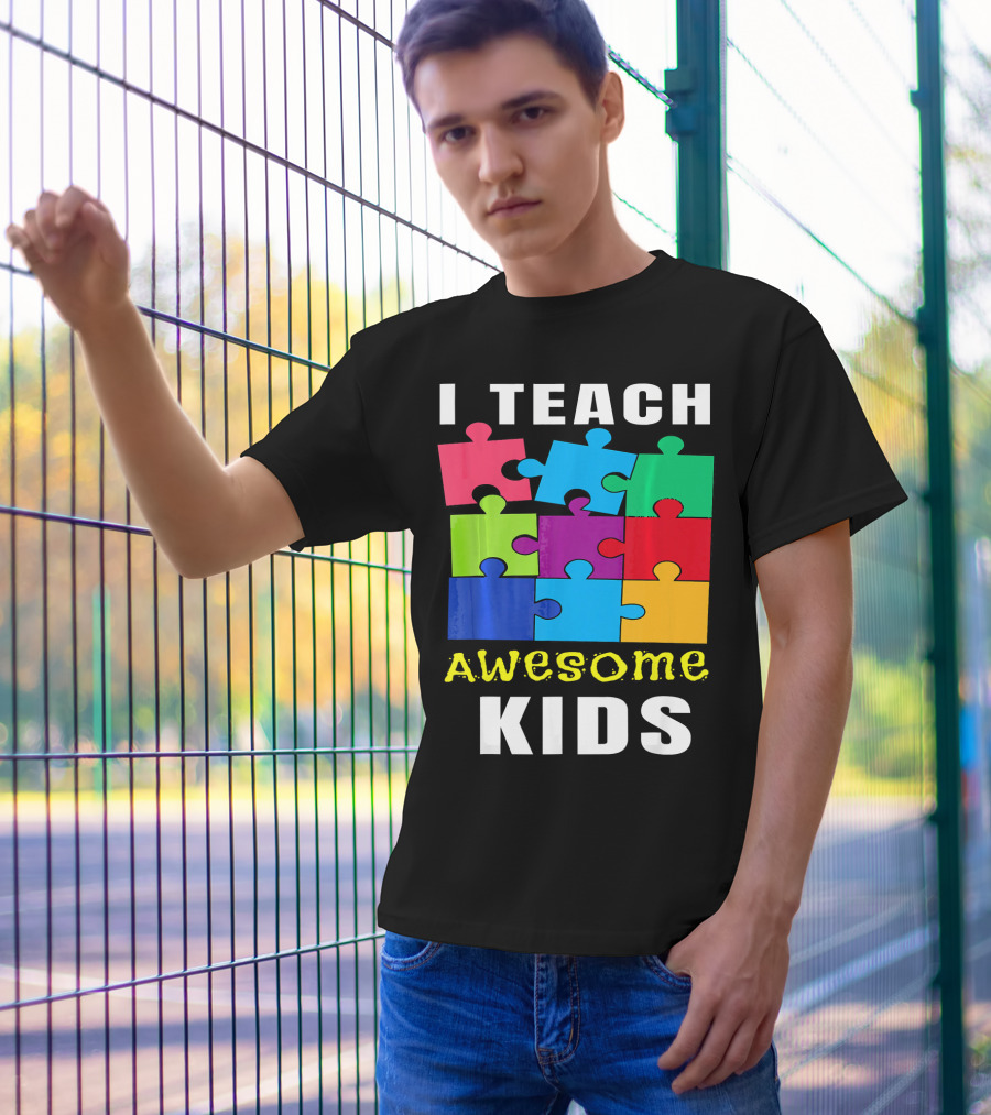 I Teach Awesome Kids Autism Awareness Puzzle Teacher T-Shirt