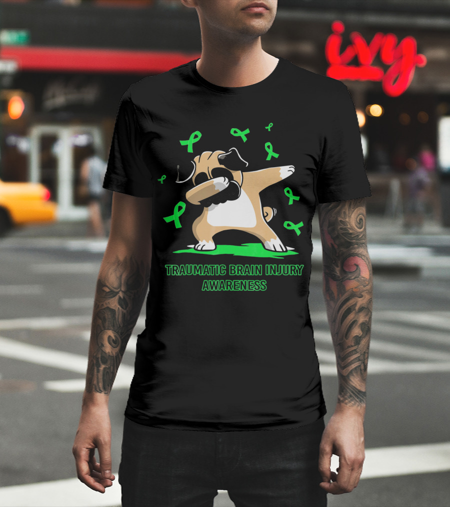 Traumatic Brain Injury Awareness Dabbing Pug Dog With Green Ribbons T-Shirt