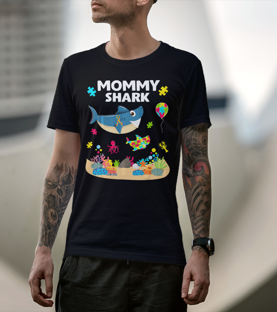 Mommy Shark Funny Autism Awareness Puzzle Pieces Sea Life Balloon T-Shirt